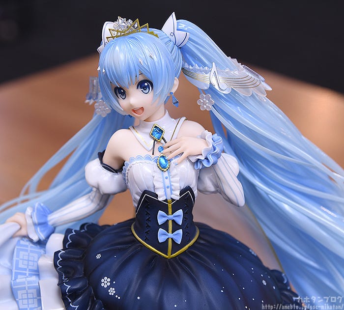 Kahotan's Blog | GOOD SMILE COMPANY Figure Reviews | Snow Miku: Snow ...