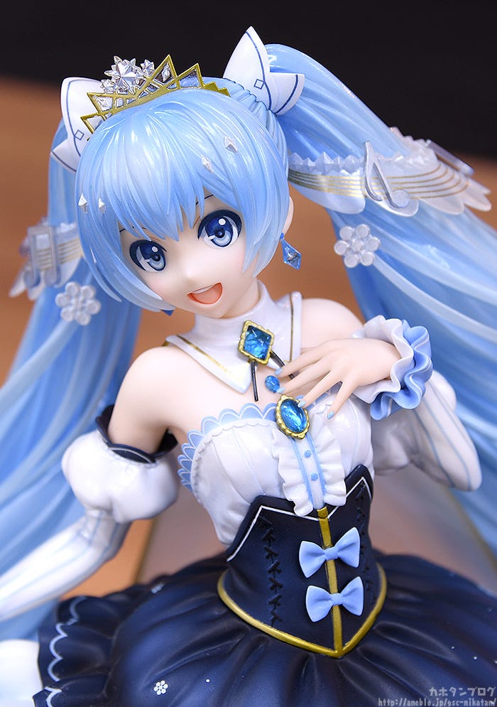 Kahotan's Blog | GOOD SMILE COMPANY Figure Reviews | Snow Miku: Snow ...